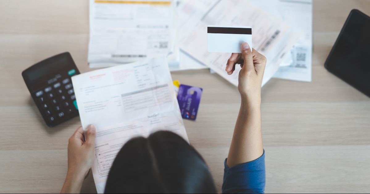 When to Use a Credit Repair Company | FinanceBuzz