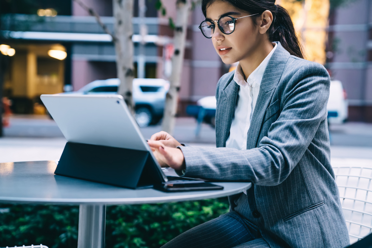 Coinbase Review [2025]: Is This Crypto Exchange Right for You ...