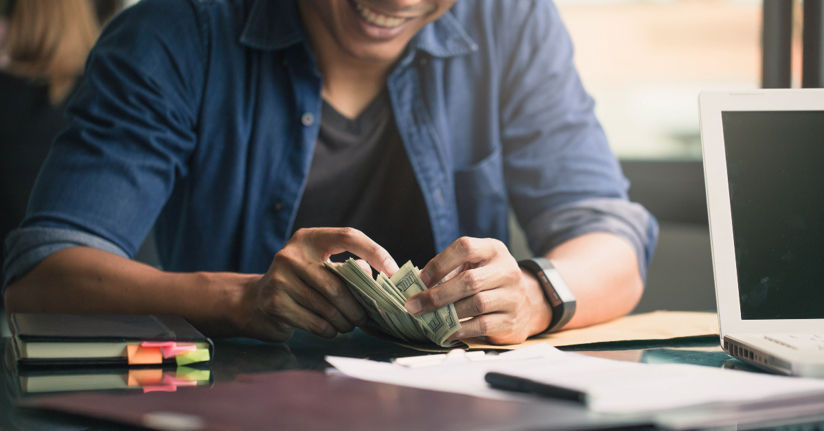 10 Easy Ways To Make Extra Cash When You Already Have a Full-Time Job ...