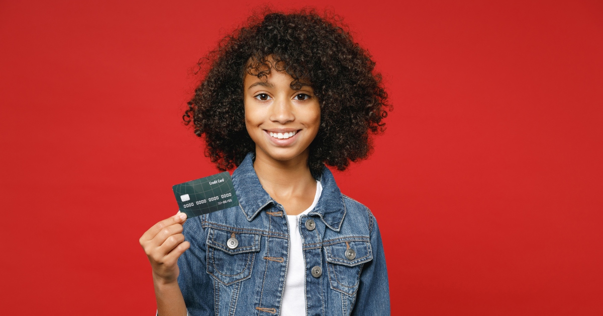 Best Debit Cards For Kids + Teens [2025] | FinanceBuzz