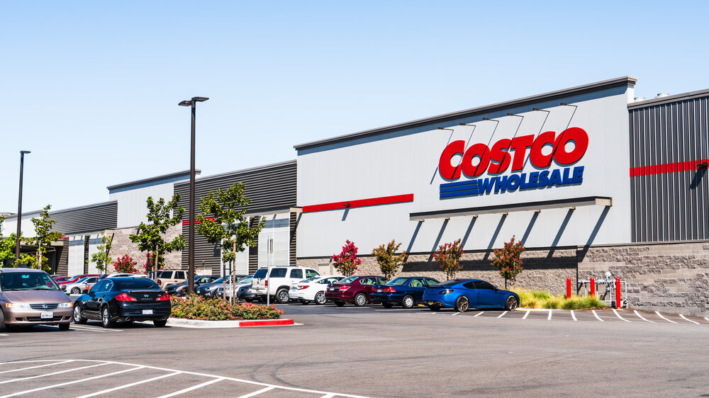 The Best and Worst Times to Shop at Costco Revealed | FinanceBuzz