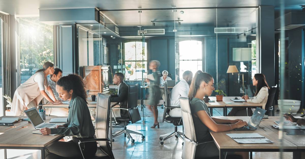 13 Signs Your Job Is Taking Advantage of You | FinanceBuzz