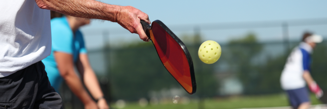 Pickleball vs. Golf: Why the Trendy Retirement Hobby Is Way More ...