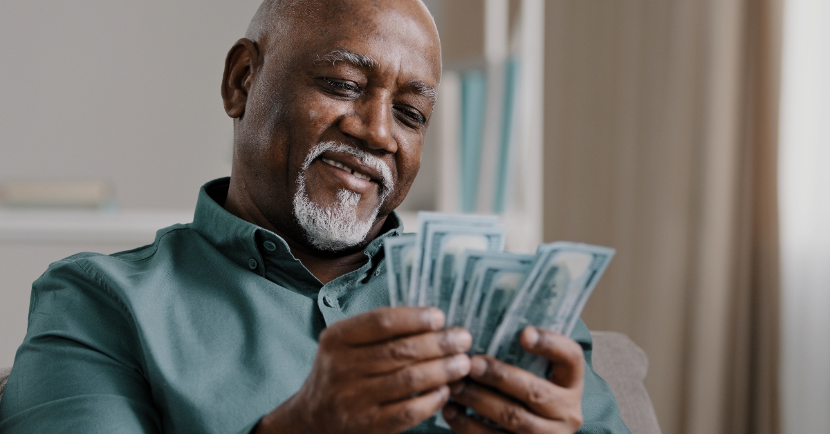 Here’s the Average Net Worth of Americans at Every Age (How Do You ...