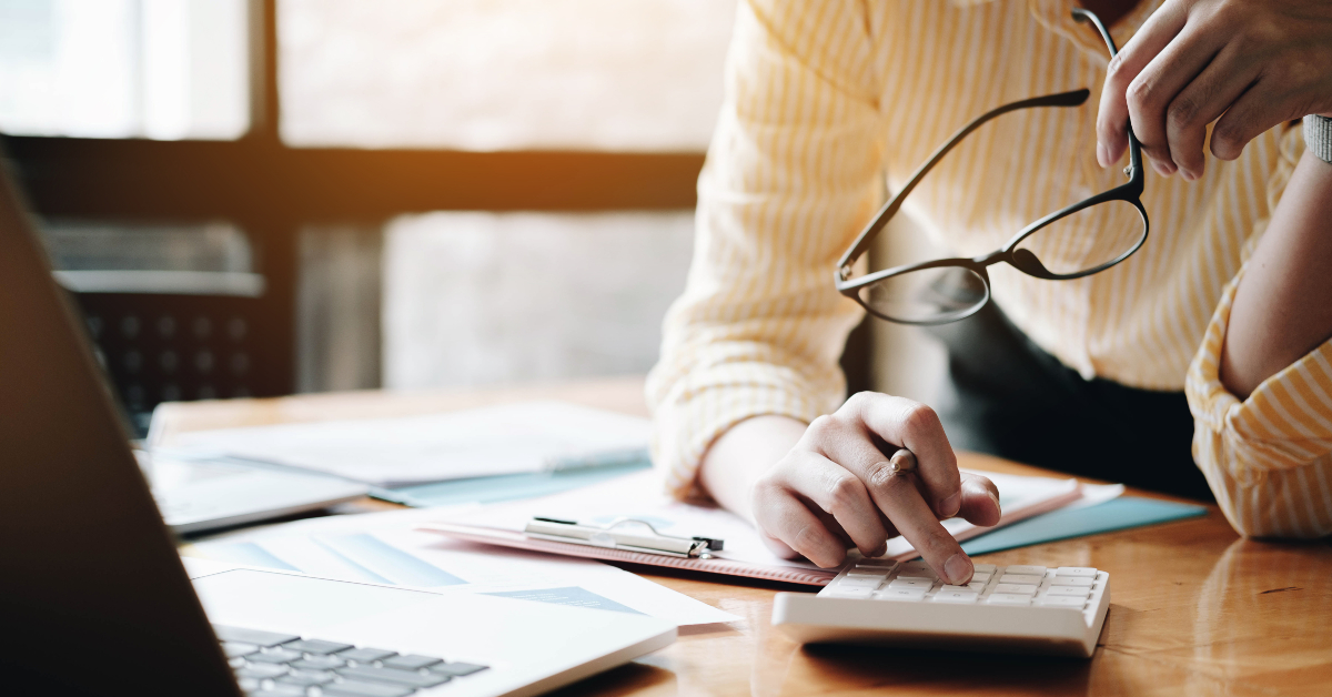 7 Practical Strategies for Handling Unexpected Tax Bills | FinanceBuzz