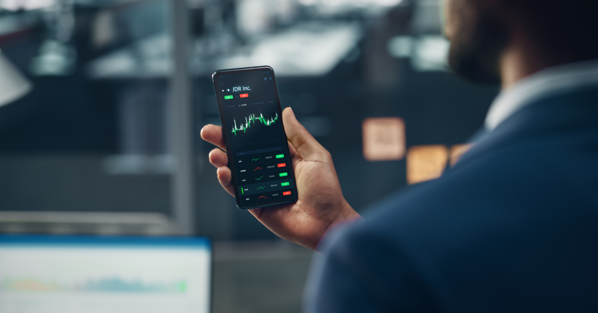 Best Micro-Investing Apps [2025] | FinanceBuzz