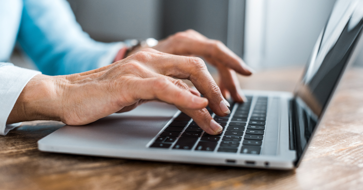 10 Unexpected Dangers of Creating Your Will Online | FinanceBuzz