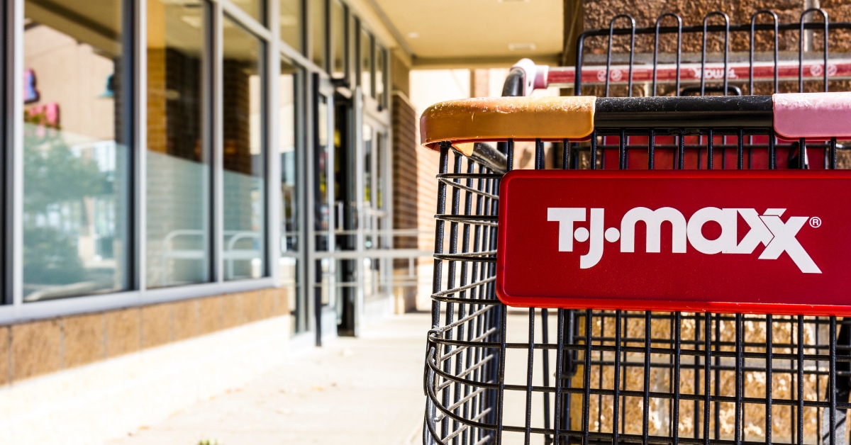 10 Reasons Shoppers No Longer Love T.J. Maxx | FinanceBuzz