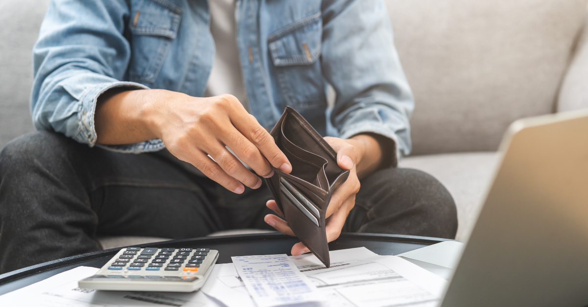 15 Things People Who Grew Up Broke Still Refuse To Spend Money On ...