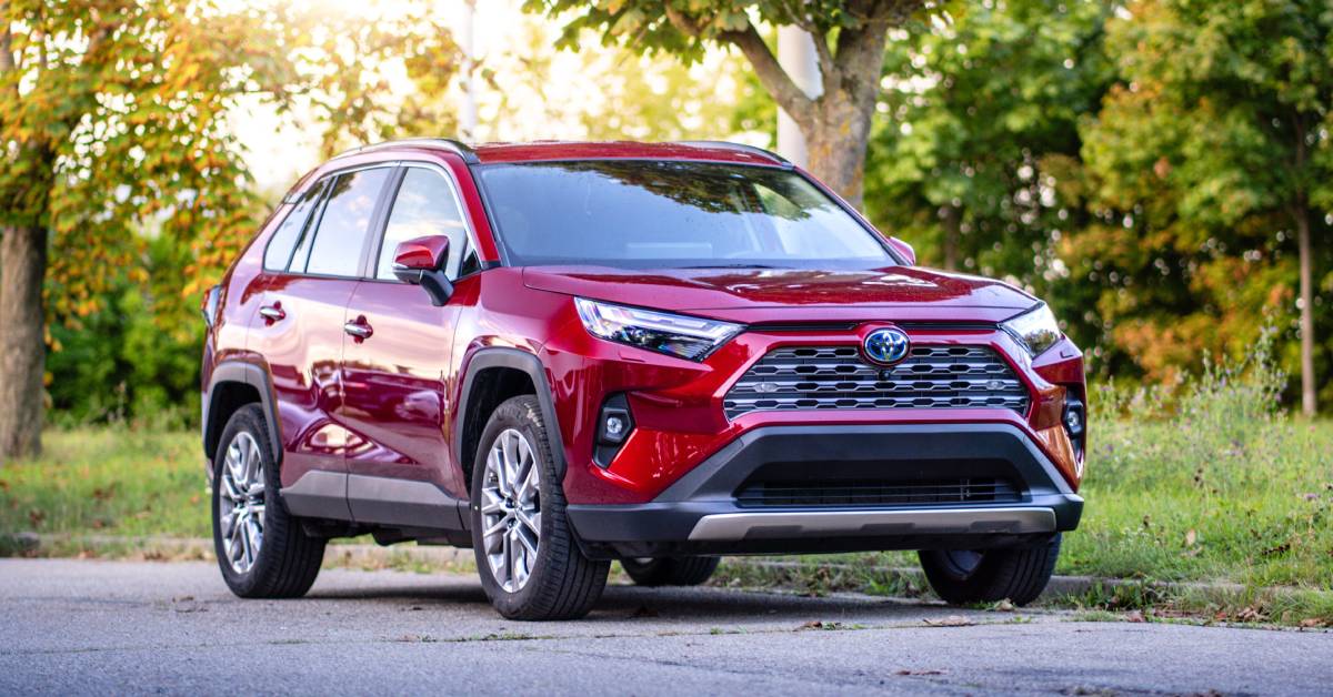 10 Best Cars for $30K That Are Totally Worth Buying | FinanceBuzz